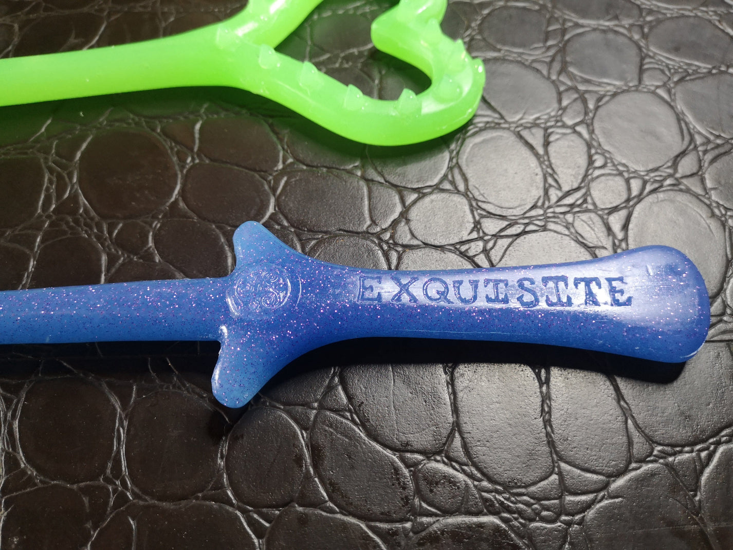 Broken hearted (spike) polyurethane paddle – Exquisite Pain Toys