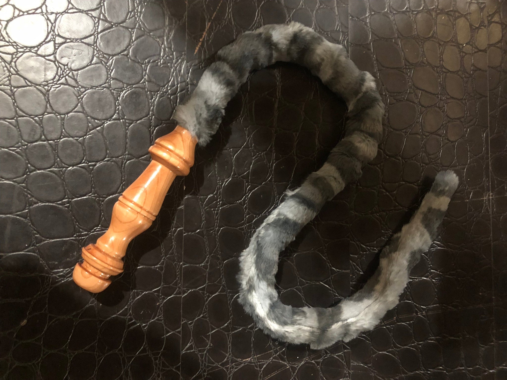 Weighted Fluffy Whip – Exquisite Pain Toys